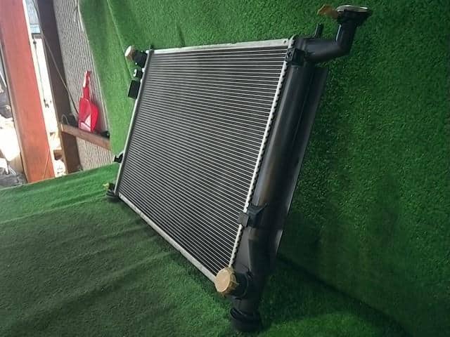 [Used]Isis ZNM10G radiator 1640022230 - BE FORWARD Auto Parts