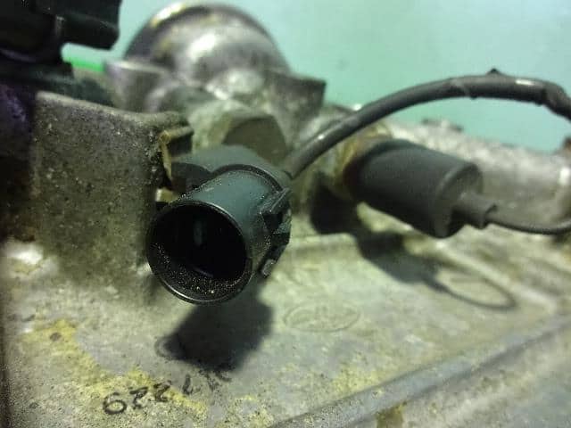 [Used]Canter FE568C oil cooler ME017229 - BE FORWARD Auto Parts