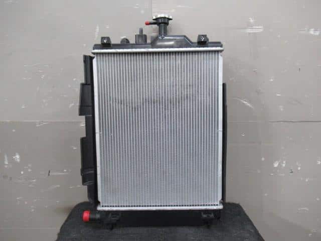 [Used]Dayz Highway Star B21W radiator 214006A00M - BE FORWARD Auto Parts