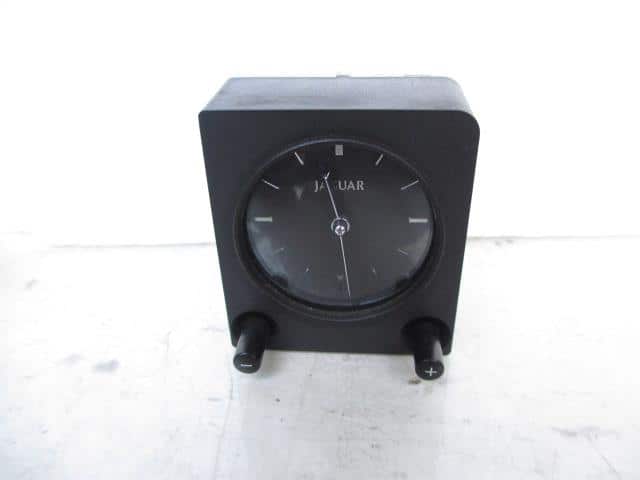 [Used]Jaguar XJ JLGB clock LNC4315AB - BE FORWARD Auto Parts