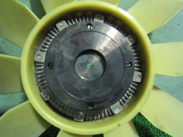 [Used]Canter FE63EEV fan & coupling funk latch ME240908 - BE FORWARD ...