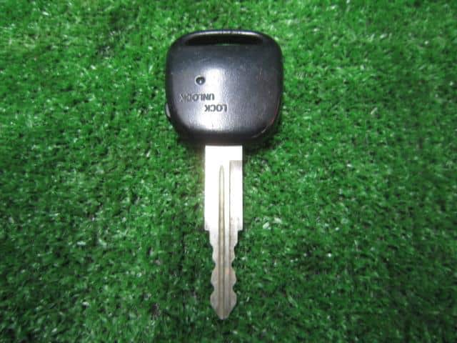 [Used]Fun Cargo NCP20 Keyless Entry Remote Control Key 8907052070 - BE ...