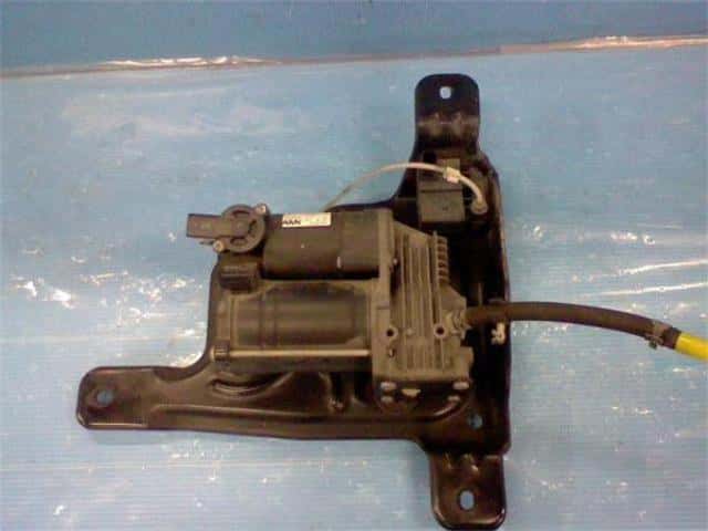 [Used]Benz W639 V Class 639811 Air Suspension Compressor A6393200404 ...