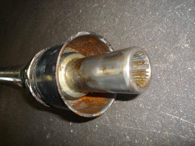 [Used]Pajero V65W Front propeller shaft MR453515 - BE FORWARD Auto Parts