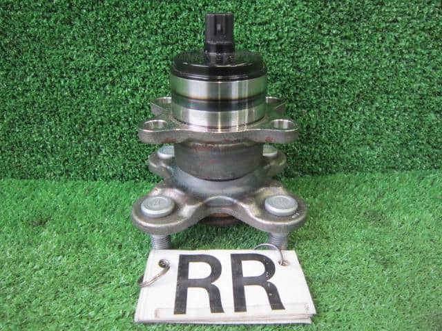 [Used]Passo KGC30 Rear hub 42410B1060 - BE FORWARD Auto Parts