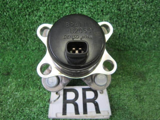 [Used]Passo KGC30 Rear hub 42410B1060 - BE FORWARD Auto Parts