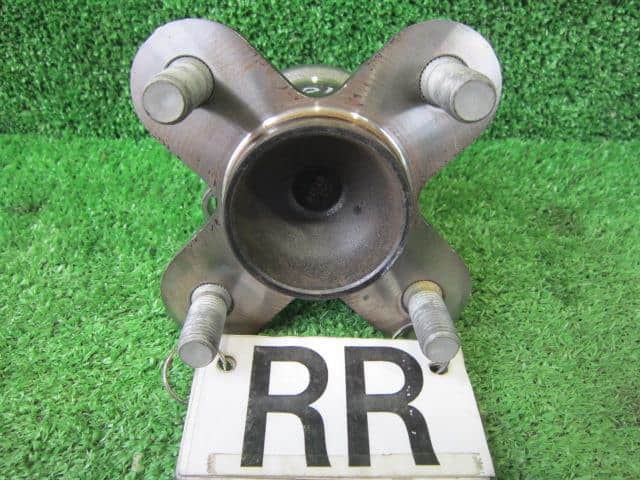 [Used]Passo KGC30 Rear hub 42410B1060 - BE FORWARD Auto Parts