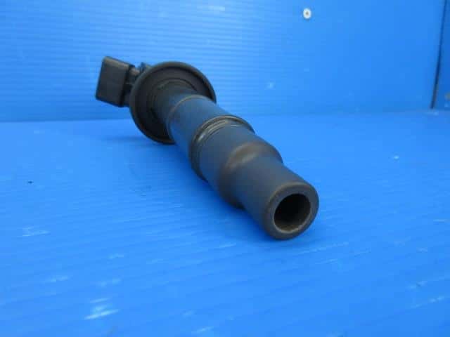 [Used]Estima ACR30W ignition coil 9091902243 - BE FORWARD Auto Parts