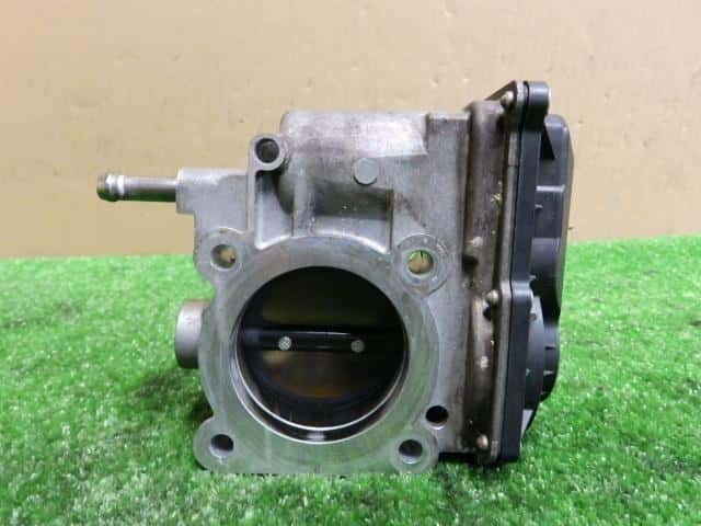 [Used]Escudo TDA4W throttle body 1340078K00 - BE FORWARD Auto Parts