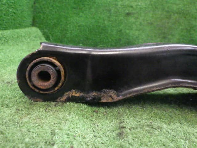 [Used]Rear Right Lower Control Arm MAZDA CX-7 2007 CBA-ER3P EG2128300 ...