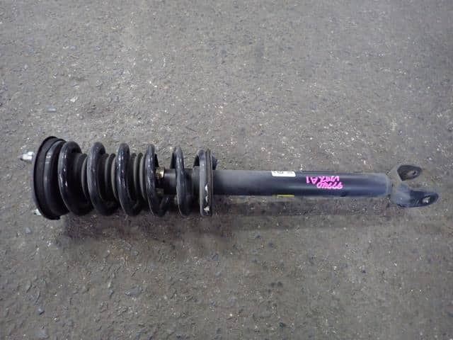 [Used]GS GRL11 Right Front Strut 4851080564 - BE FORWARD Auto Parts