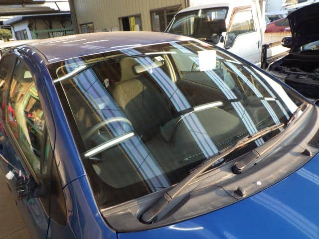 [Used]Front Windshield TOYOTA Vitz 2010 DBA-KSP90 5610152922 - BE ...