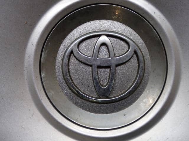 [Used]Wheel Cover TOYOTA Hiace 2004 KR-KDH200V 4260226010 - BE FORWARD ...