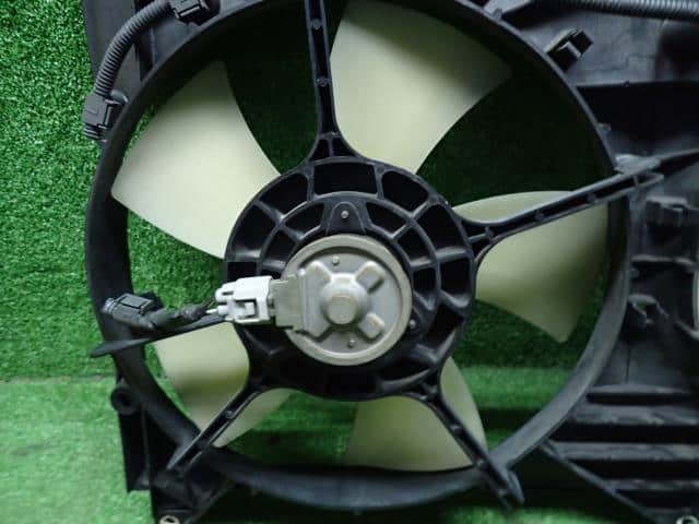 [Used]Radiator Cooling Fan TOYOTA Ipsum 2001 TA-ACM21W 1636328150 - BE ...