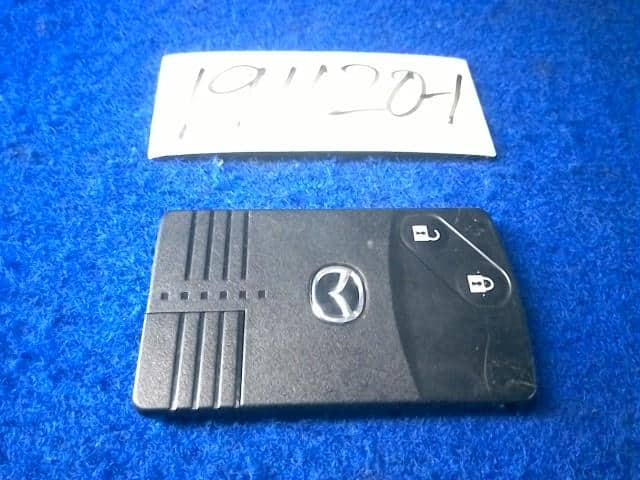 [Used]Keyless Entry Remote Control Key MAZDA Verisa 2008 DBA-DC5W - BE ...