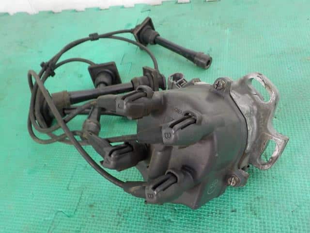 [Used]Corolla AE110 distributor 1902015180 - BE FORWARD Auto Parts