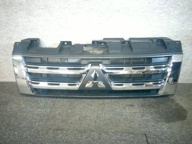 [Used]Radiator Grille MITSUBISHI Pajero 2013 DBA-V93W 7450A825 - BE ...