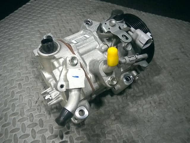 [Used]A/C Compressor TOYOTA vellfire 2015 DBA-GGH30W 8832058020 - BE ...