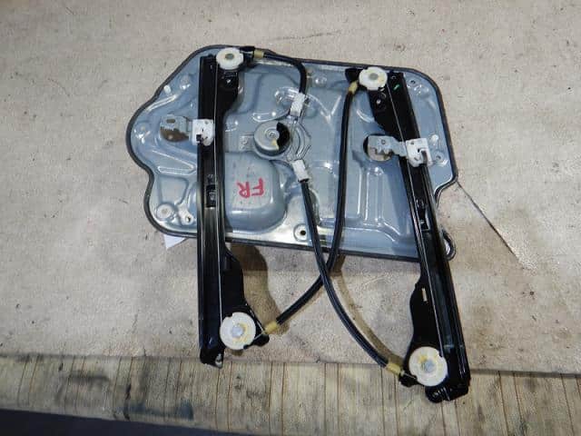 [Used]Dualis NJ10 Right Front Door Regulator 80770JD000 - BE FORWARD ...