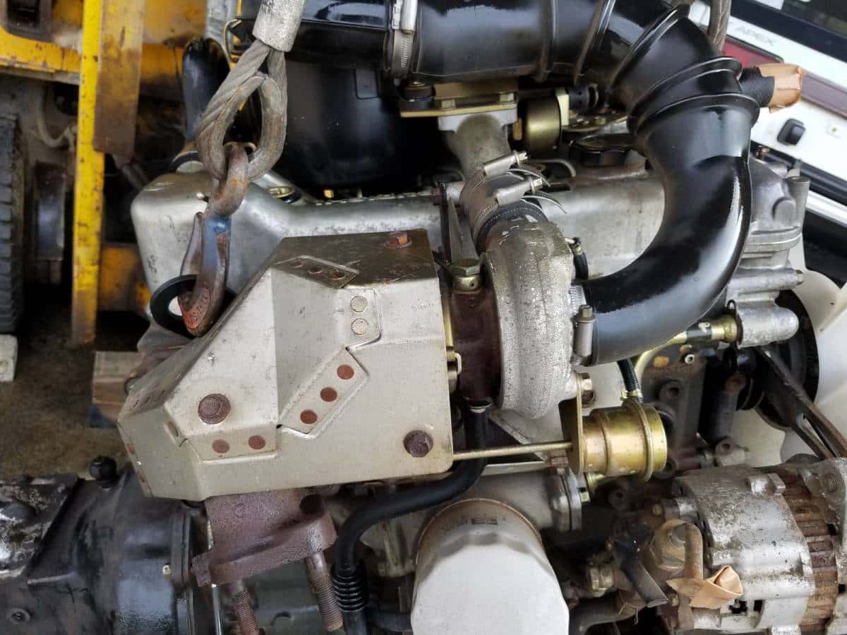 [Used]★Mitsubishi jeep J53 4WD Engine (4DR6)+ gearbox 2659cc mileage ...