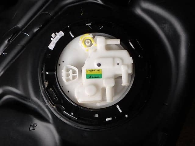 [Used]Fuel Tank TOYOTA Prius 2016 DAA-ZVW55 7700147220 - BE FORWARD ...