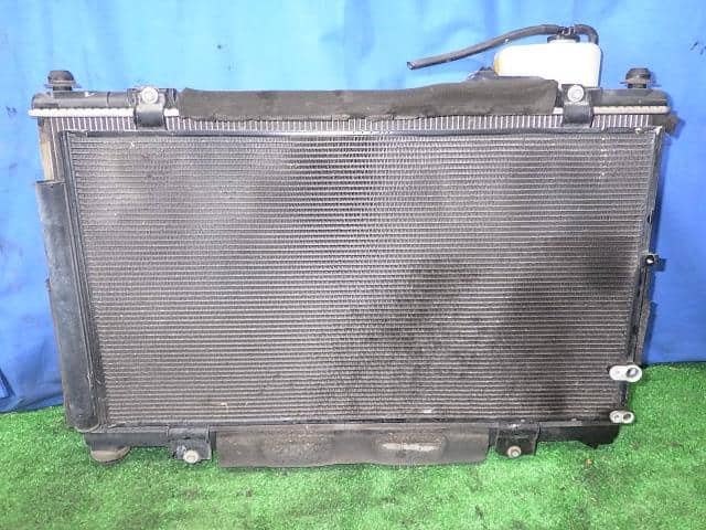 [Used]Radiator TOYOTA Lexus gs 2005 DBA-GRS191 1640031370 - BE FORWARD ...