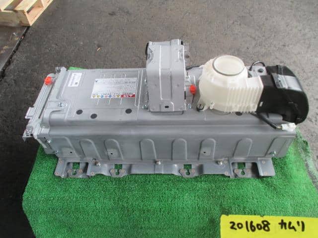 [Used]Battery TOYOTA Camry 2016 DAA-AVV50 G951033090 - BE FORWARD Auto ...