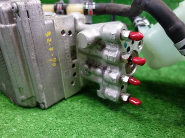 [Used]Aqua NHP10 ABS Actuator 4705052030 - BE FORWARD Auto Parts