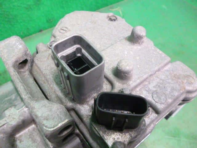 [Used]RX GYL16W A/C Compressor 8837048030 - BE FORWARD Auto Parts