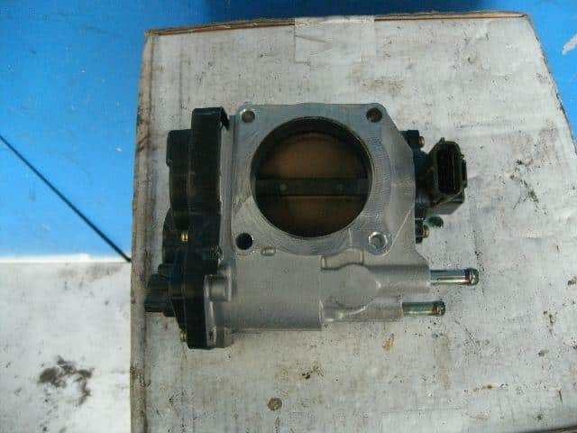 [Used]Throttle Body TOYOTA Brevis 2003 TA-JCG11 2203046240 - BE FORWARD ...