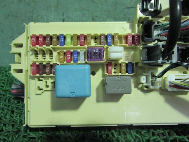 [Used]Move LA100S Fuse Box 82600B2440 - BE FORWARD Auto Parts