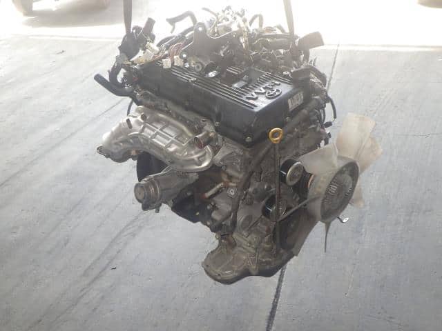 [Used]1TR-FPE Engine TOYOTA Comfort 2010 DBA-TSS11 1900075K50 - BE ...