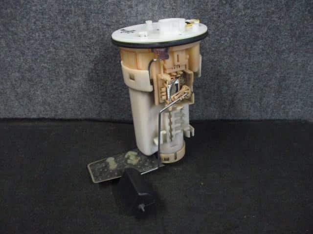 [Used]Fuel Pump TOYOTA Noah 2005 CBA-AZR60G 2322128040 - BE FORWARD ...