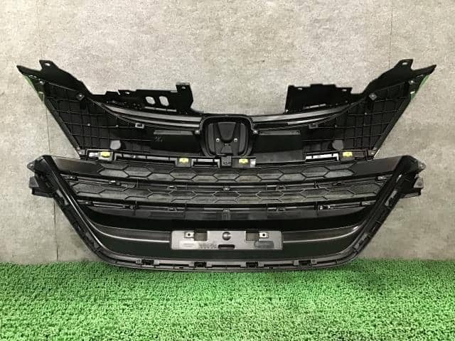 [Used]Radiator Grille HONDA Odyssey 2014 DBA-RC1 71121T6A003 - BE ...