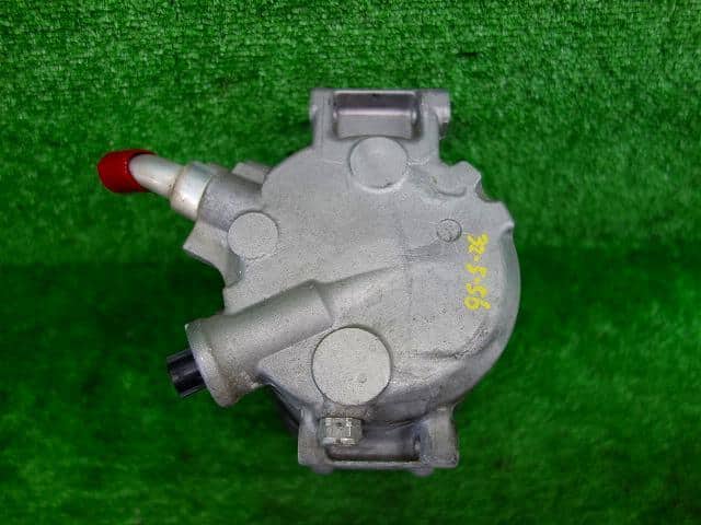 [Used]Noah ZRR70G A/C Compressor 8831028640 - BE FORWARD Auto Parts