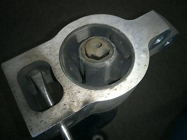 [Used]Front Right Lower Control Arm VOLKSWAGEN Passat 2012 DBA-3CCAX ...