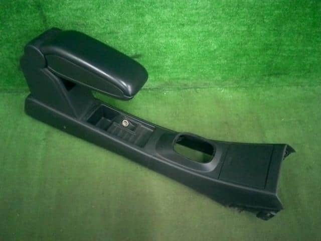 [Used]Console Box NISSAN Tiida 2010 DBA-C11 - BE FORWARD Auto Parts