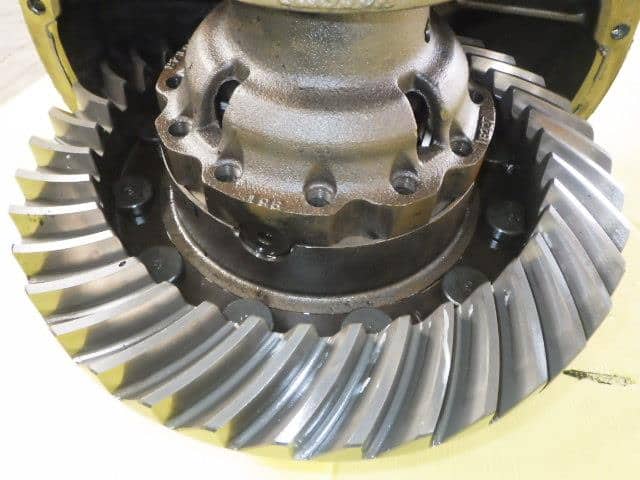 MITSUBISHI FUSO FUSO tractor Rear Rigid Differential Assembly ...