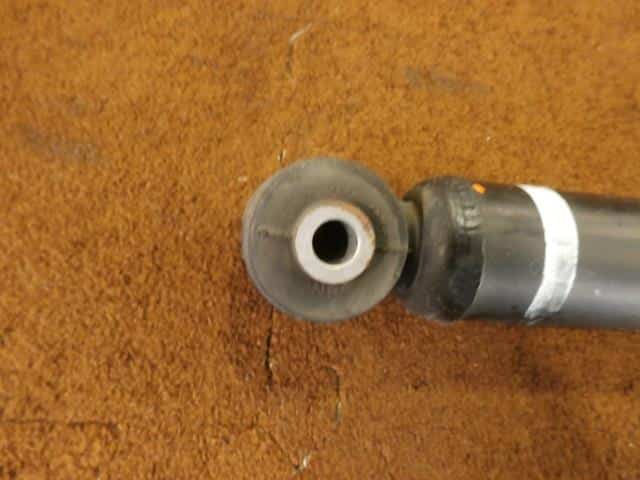 [Used]Rear Right Shock Absorber TOYOTA Vitz 2013 DBA-KSP130 - BE ...