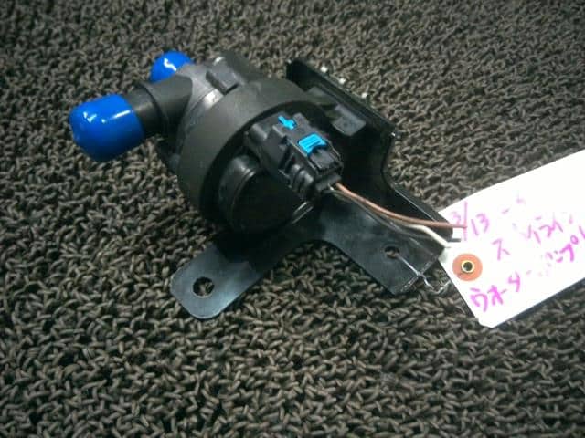 [Used]Water Pump NISSAN Skyline 2017 DAA-HV37 925164GA0A - BE FORWARD ...