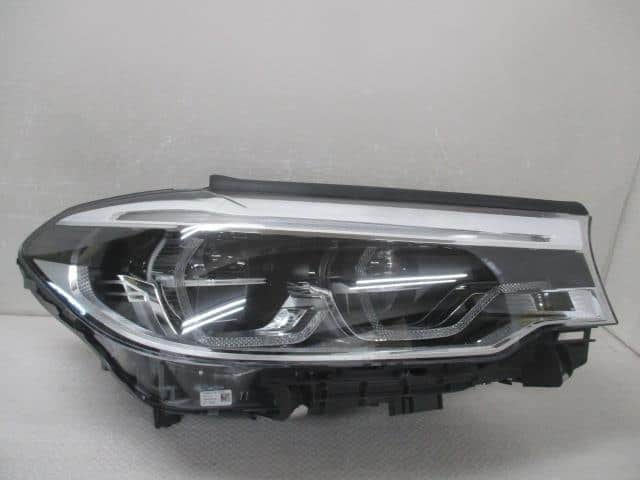 [Used]BMW 5 Series JC20 Right Headlight 63117214964 - BE FORWARD Auto Parts
