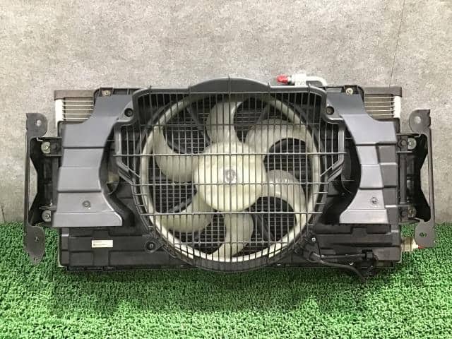[Used]Condenser NISSAN Nv350 caravan 2016 CBF-VR2E26 921233XA0A - BE ...