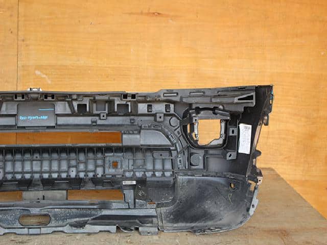 [Used] Front Bumper LAND ROVER Discovery4 2015 - BE FORWARD Auto Parts