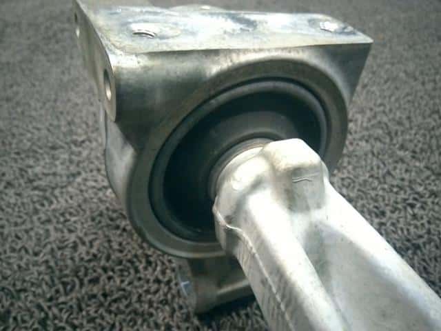 [Used]Front Right Lower Control Arm NISSAN Skyline 2014 DBA-ZV37 ...