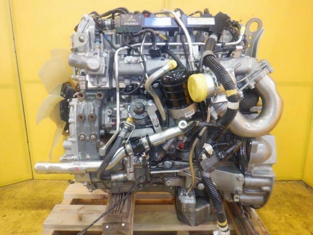 [Used]4P10-T4 Engine Mitsubishi Fuso 2011 SKG-FEA50 MK668029 - BE ...