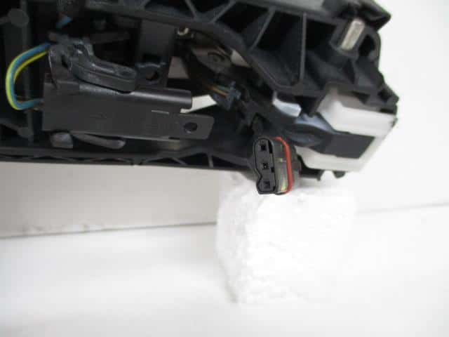[Used]Benz W204 C Class 204049 outer Handle A 204 760 25 34 - BE ...