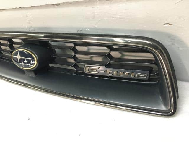 [Used]Legacy BH5 Front Grille 91121AE410 - BE FORWARD Auto Parts