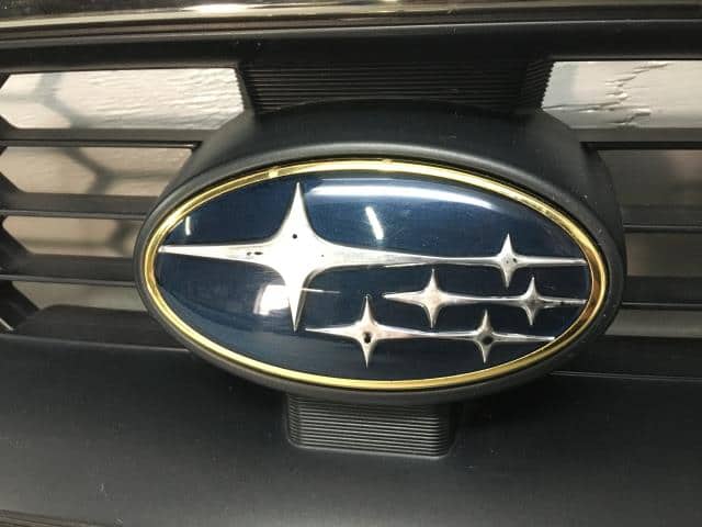 [Used]Legacy BH5 Front Grille 91121AE410 - BE FORWARD Auto Parts