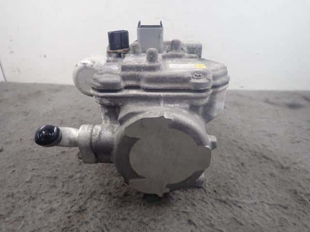 [Used]Alphard ATH20W A/C Compressor 8837058010 - BE FORWARD Auto Parts