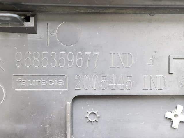 [Used]Citroen C3 A55F01 Front Grille 9685359677 - BE FORWARD Auto Parts